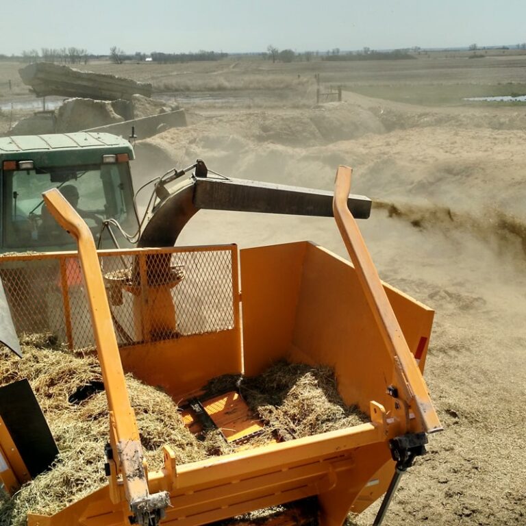 7830-TD Round Bale Processor & Straw Blower | Fair Manufacturing